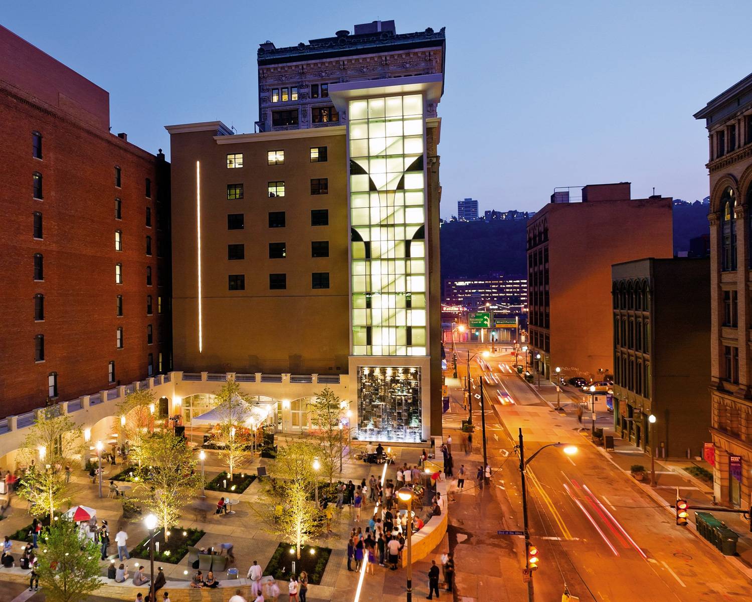 Sports, Arts, & Entertainment Management at Point Park University – PUPN